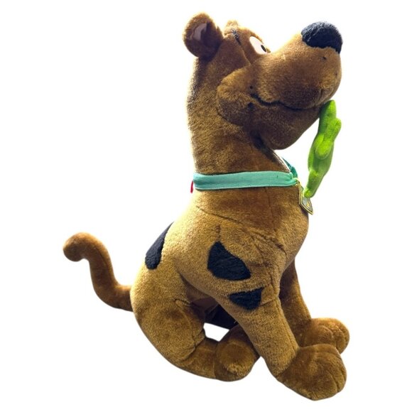 Scooby-Doo! | Toys | Scooby Doo 2 Sitting Ghost Goo Monster Caught ...